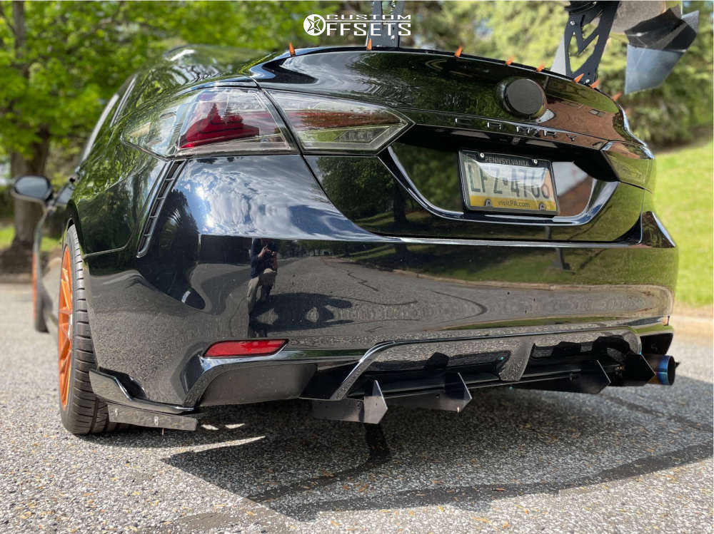 2020 Toyota Camry with 19x8.5 35 Rotiform Rse and 245/40R19 Cooper Zeon ...