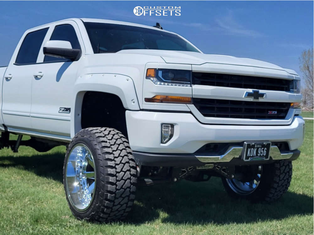 2018 Chevrolet Silverado 1500 with 22x14 -76 Hostile Alpha and 35/13.5R22 Fury Offroad Country ...