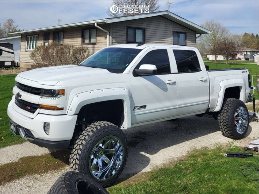 2018 Chevrolet Silverado 1500 with 22x14 -76 Hostile Alpha and 35/13.5R22 Fury Offroad Country ...
