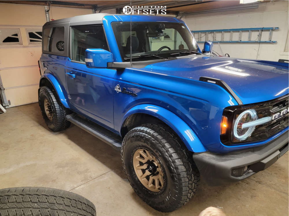 2022 Ford Bronco with 17x8.5 0 Gear Off-Road Proto Call and 285/70R17 ...