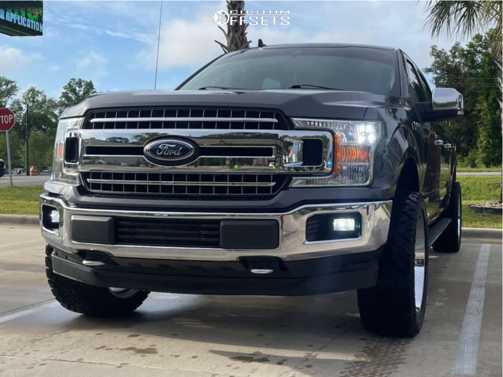 2019 Ford F-150 with 22x10 -25 ARKON OFF-ROAD DaVinci and 33/12.5R22 ...