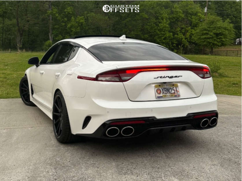 2022 Kia Stinger with 20x9.5 25 Ferrada Fr4 and 245/35R20 Continental ExtremeContact DWS06 PLUS ...