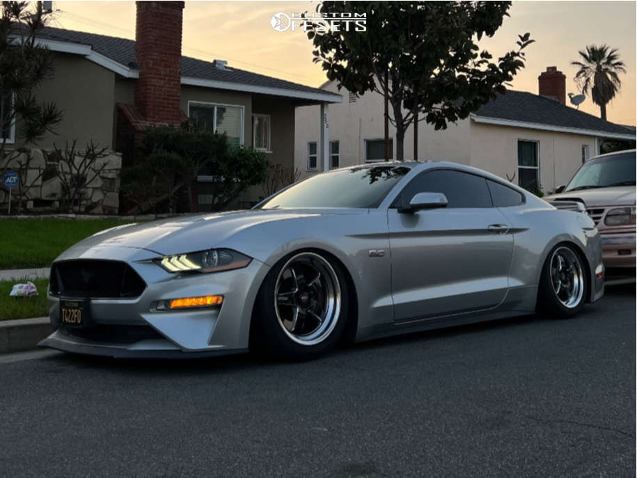 2018 Ford Mustang with 18x9.5 29 Weld Racing Ventura and 255/40R18 ...