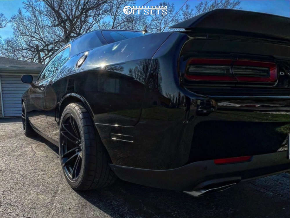 2016 Dodge Challenger with 20x9 20 Voxx Replicas Hellcat Widebody 2 and ...