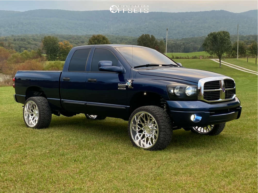 2007 Dodge Ram 2500 with 24x12 -44 Hostile Forged Savage and 33/12.5R24 ...