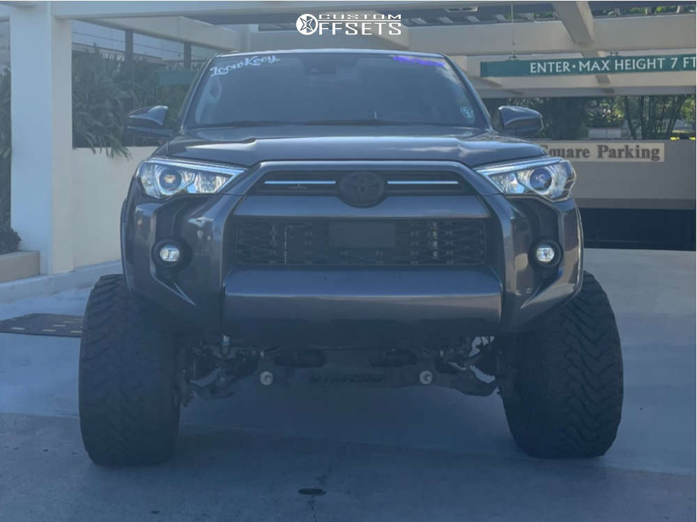2021 Toyota 4Runner with 22x14 -81 ARKON OFF-ROAD Alexander and 33/12 ...