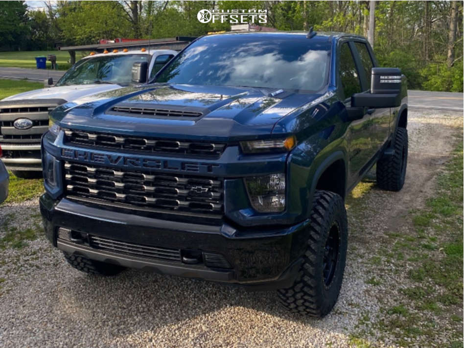 2023 Chevrolet Silverado 2500 HD with 18x9 0 Method Grid and 35/12.5R18 Nitto Trail Grappler and ...