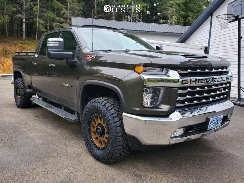 2023 Chevrolet Silverado 2500 HD with 18x9 18 Method Mr305 and 35/12.5R18 Kenda Klever R/T and ...