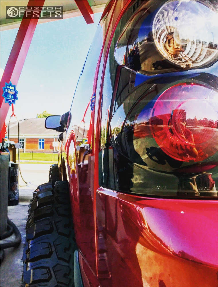 2004 Ford Explorer with 15x10 -46 Eagle Alloy Series 185 and 33/12.5R15 ...