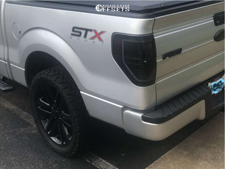 2014 Ford F-150 with 22x9 44 4Play OE Wheels Fr76 and 33/12.5R22 Venom ...