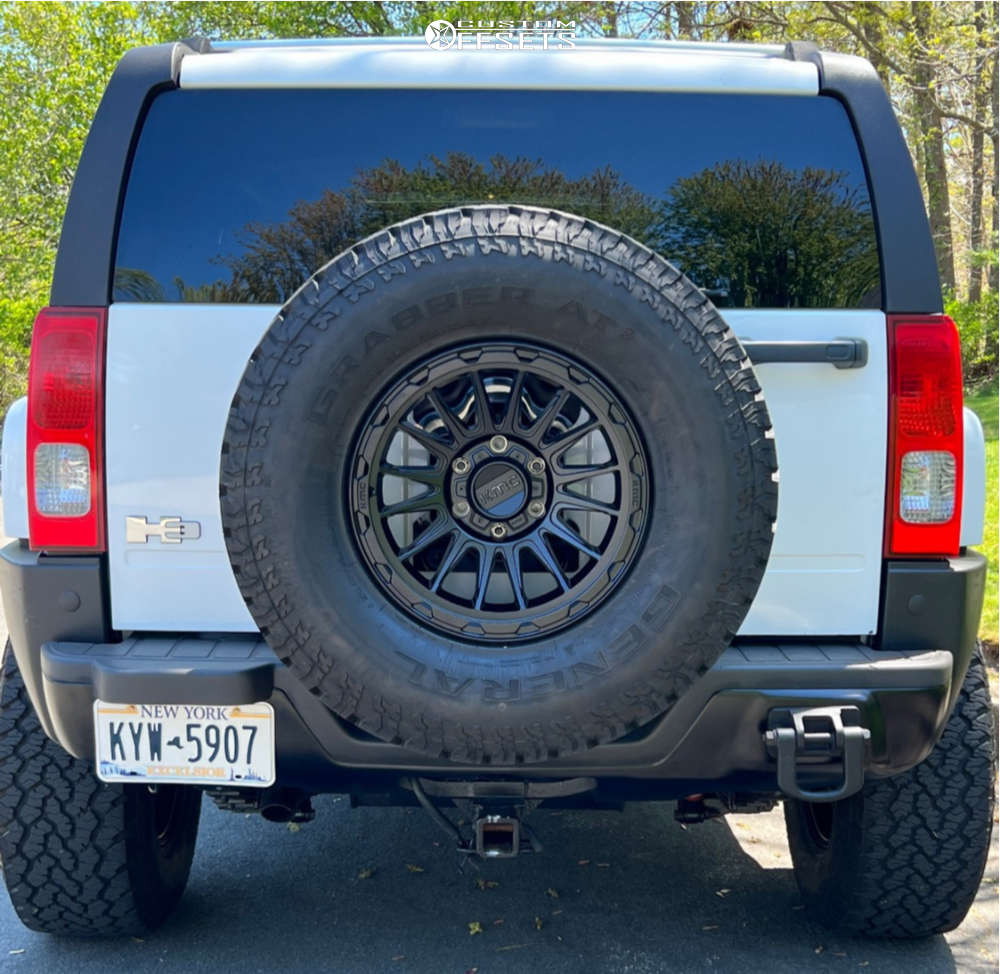 2007 Hummer H3 with 17x9 -12 KMC Km542 and 315/70R17 General Grabber ...