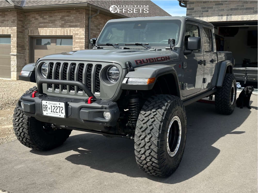 2022 Jeep Gladiator with 17x9 -38 KMC Km235 and 37/12.5R17 Nitto Trail ...