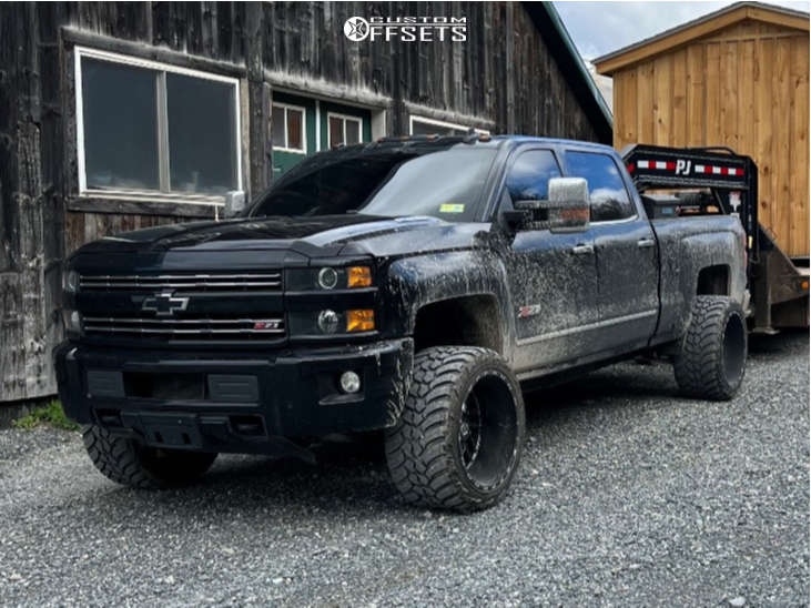 2016 Chevrolet Silverado 2500 HD with 22x14 -76 TIS 544bm and 33/14.5R22 AMP Mud Terrain Attack ...