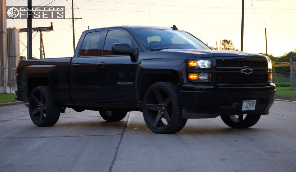 2015 Chevrolet Silverado 1500 with 24x10 31 DUB Baller and 305/35R24 ...