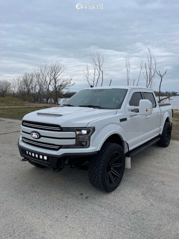 2020 Ford F-150 with 22x10 -18 4Play 4p08 and 35/12.5R22 Toyo Tires ...