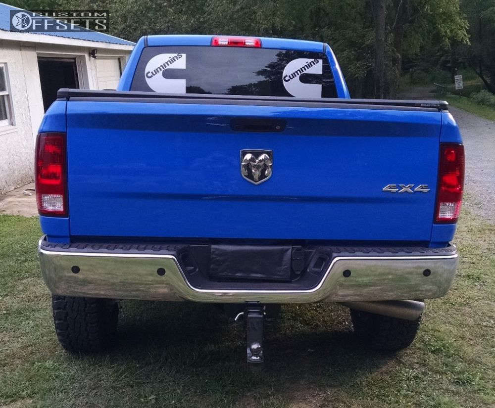 2015 Ram 2500 with 18x9 -12 Diamo 8 Karat and 275/70R18 Cooper ...