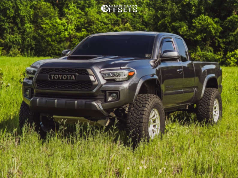 2016 Toyota Tacoma with 17x9 -25 SSW Apex and 35/12.5R17 Kenda Klever R/t and Suspension Lift 3 ...