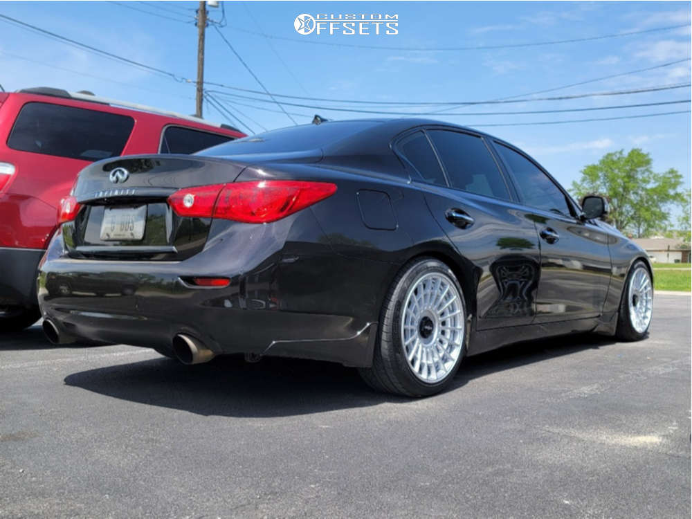 2015 INFINITI Q50 with 18x9.5 25 Rotiform Las-r and 245/40R18 Vercelli ...