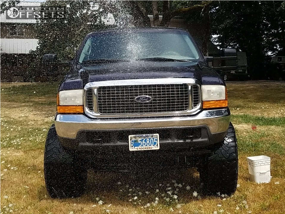 2001 Ford Excursion with 20x12 -44 Raceline Shift and 38/15.5R20 Toyo ...