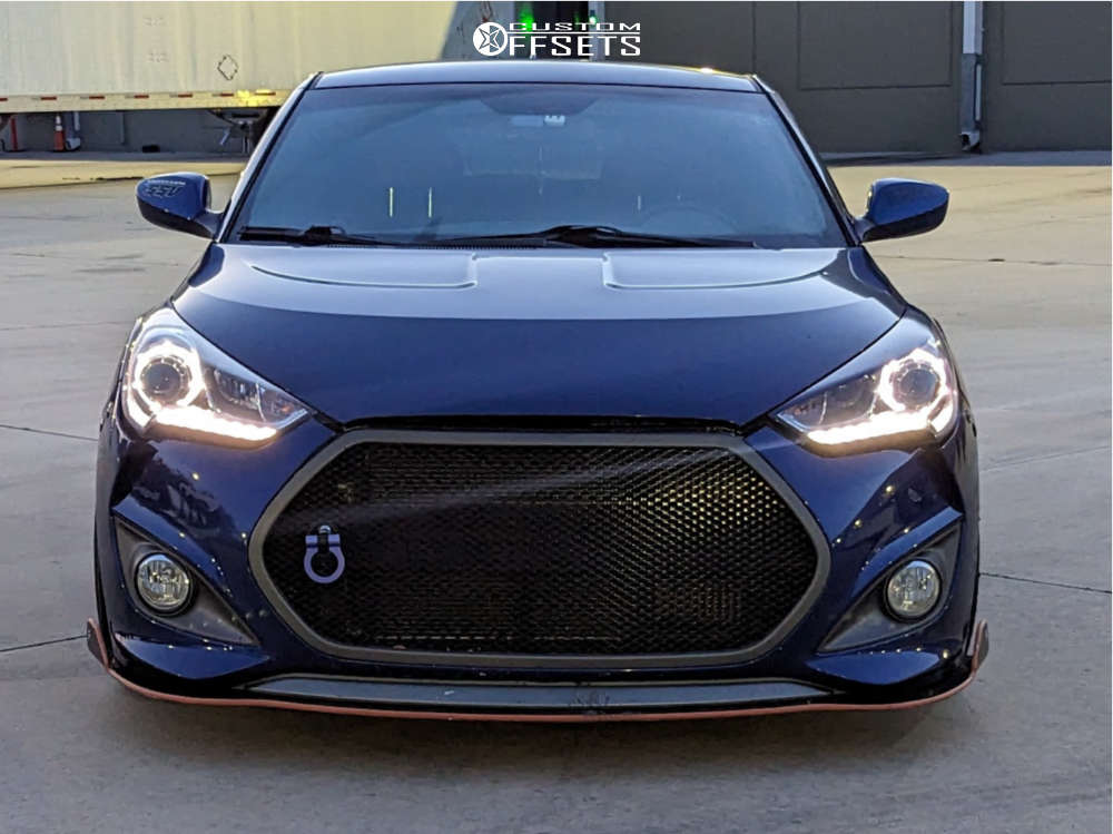 2017 Hyundai Veloster with 18x8.5 35 XXR 559 and 225/40R18 Nitto Neo ...
