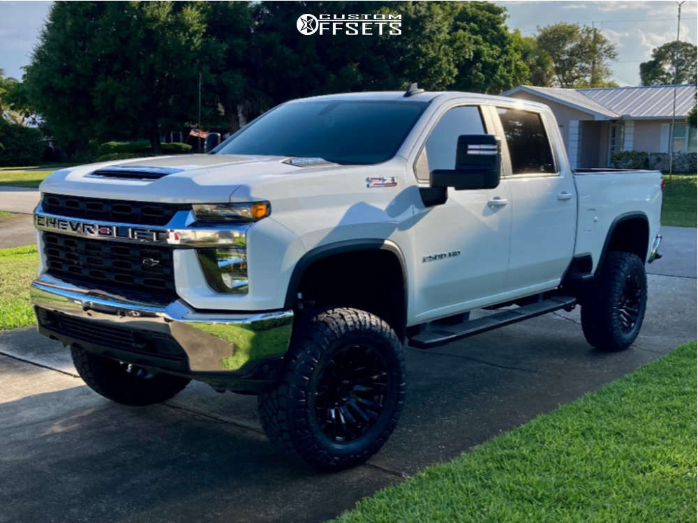 2020 Chevrolet Silverado 2500 HD with 20x10 -18 Fuel Quake and 37/12 ...
