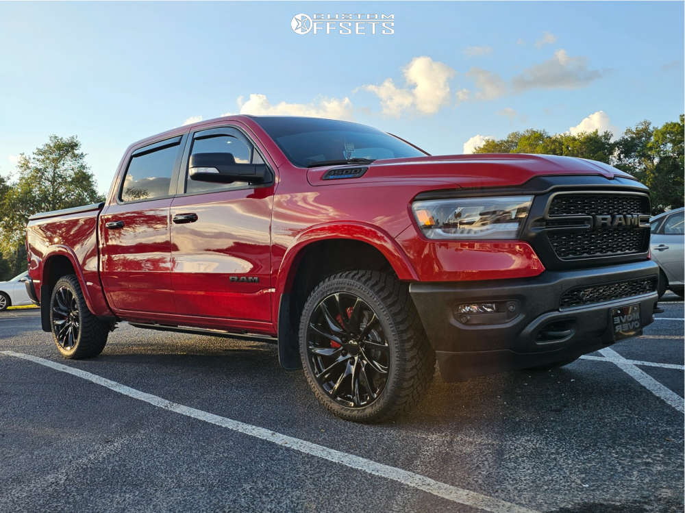 2022 Ram 1500 with 22x9 28 Factory Reproductions Fr98 and 275/45R22 ...