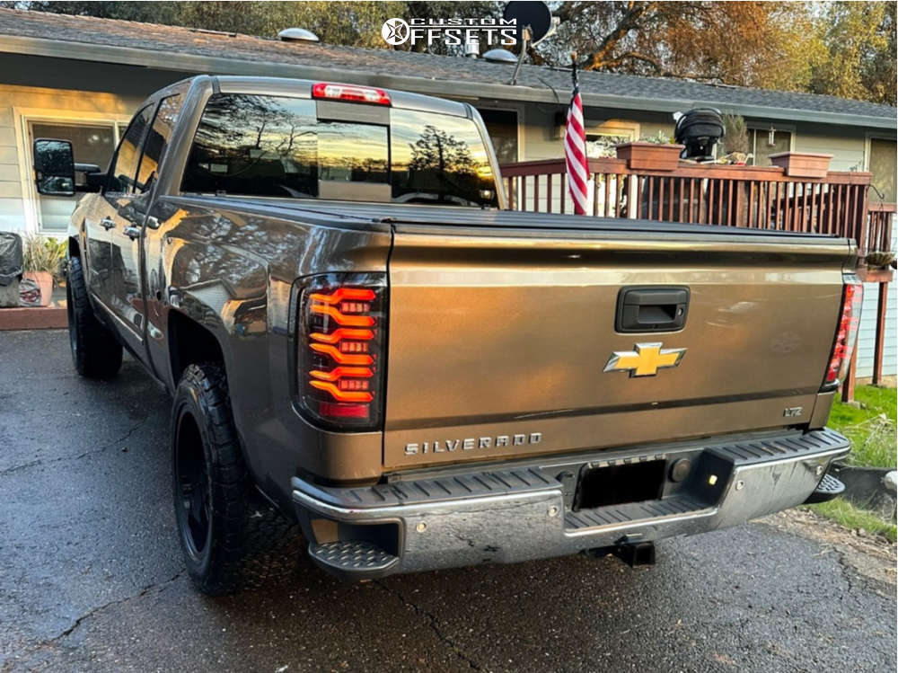 2015 Chevrolet Silverado 1500 with 20x10 -18 Fuel Clash and 285/60R20 ...