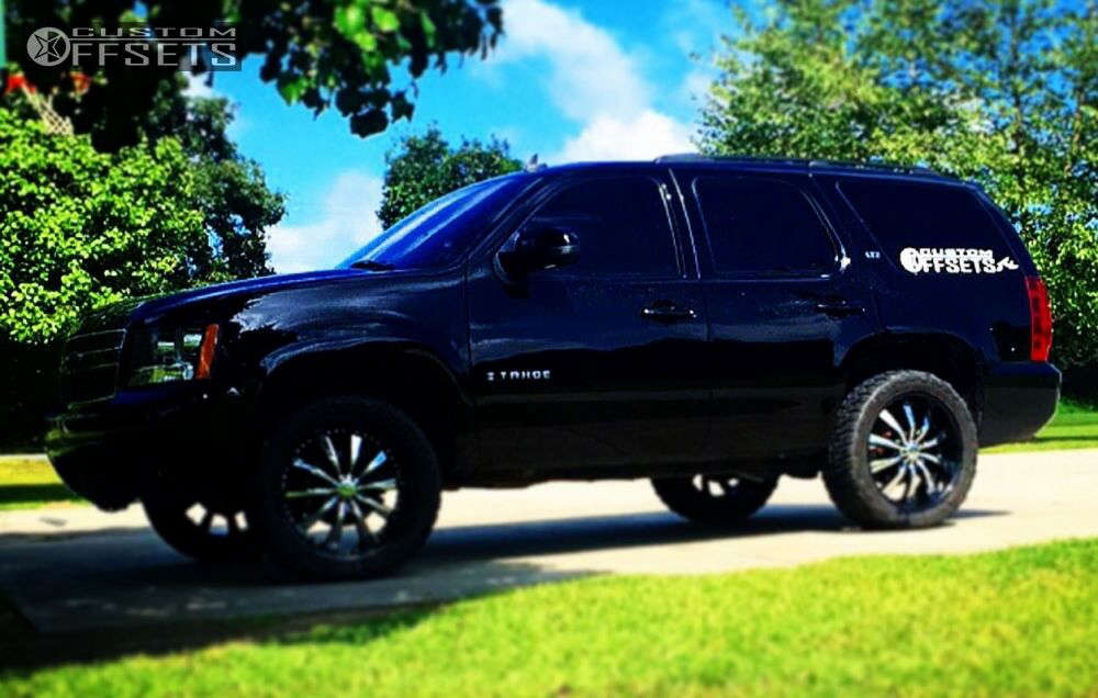 2007 Chevrolet Tahoe with 22x9.5 15 Helo He875 and 33/12.5R22 Toyo ...