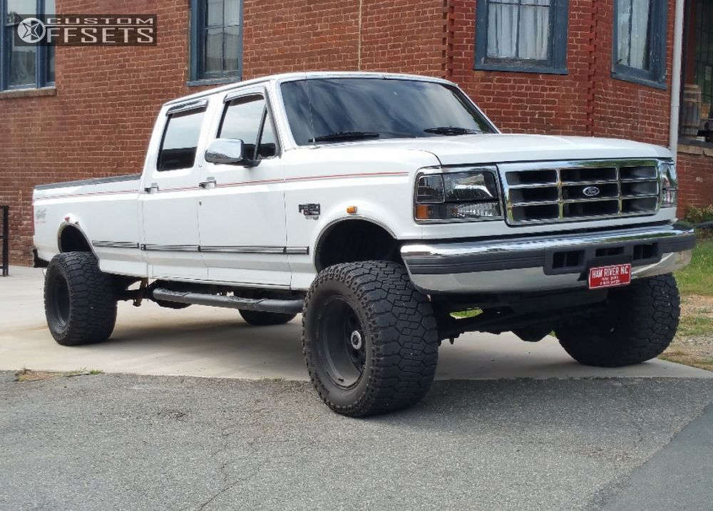 1997 Ford F-350 with 18x12 -51 Pacer Baja and 325/65R18 Dick Cepek F-C ...