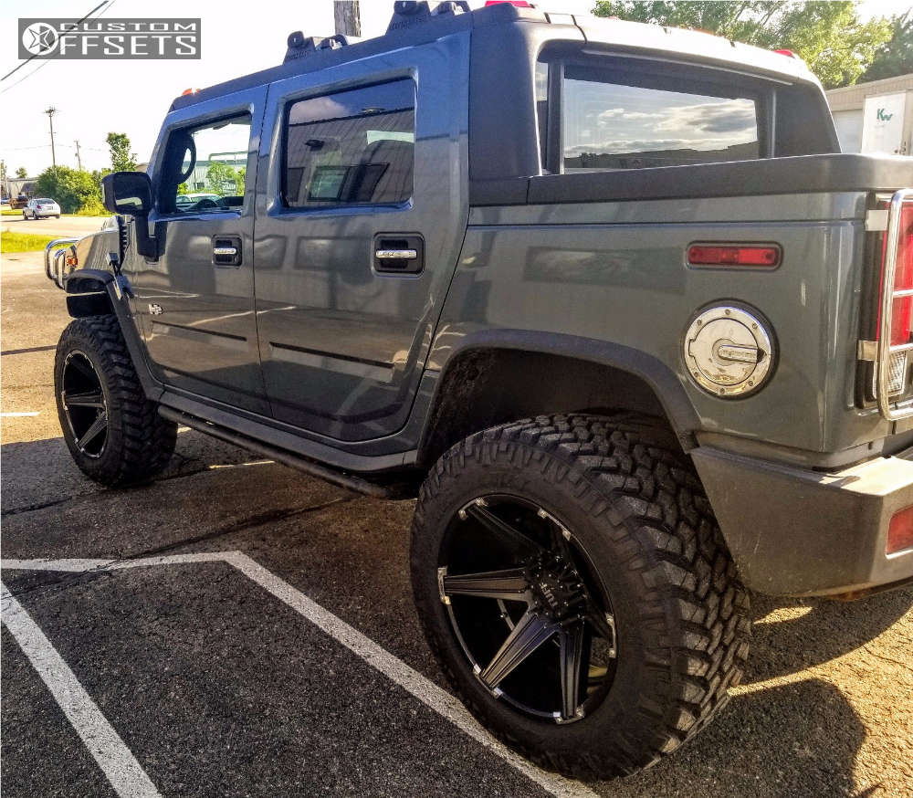2006 HUMMER H2 with 22x12 -45 Tuff T12 and 37/13.5R22 Nitto Trail ...