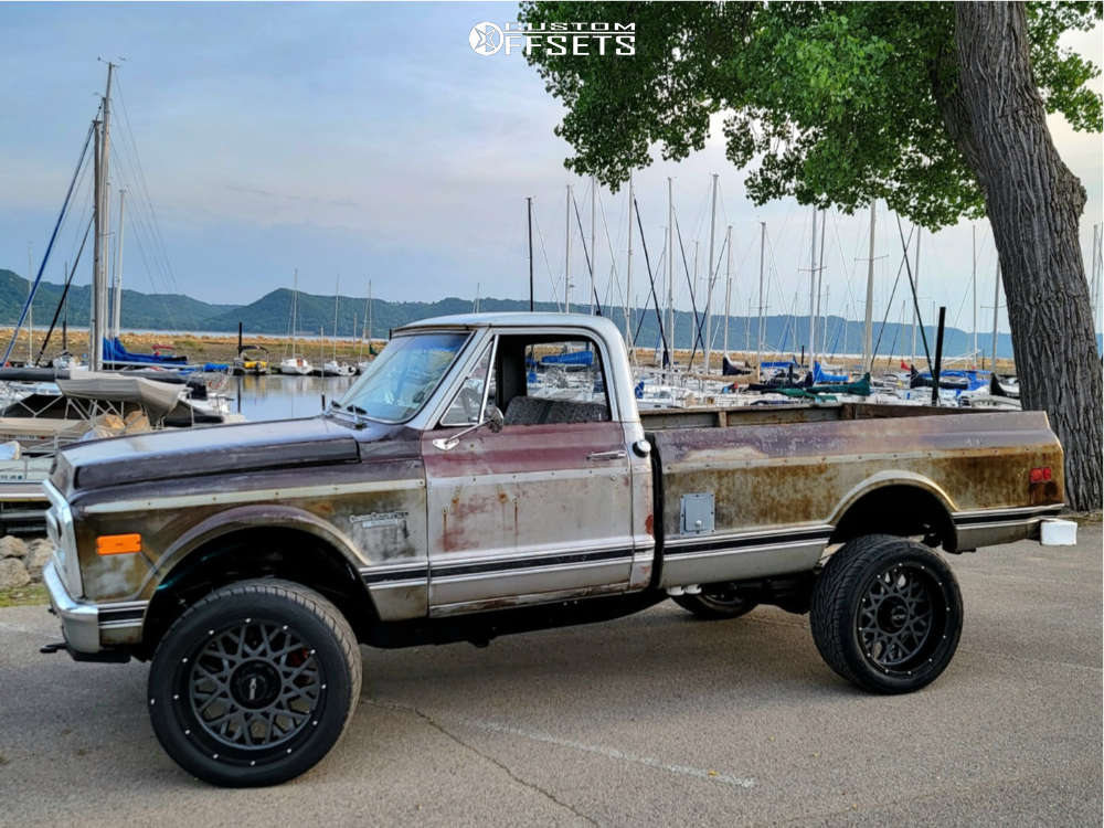 1969 Chevrolet C20 Pickup with 22x10 -19 Vision Rocker and 305/45R22 ...