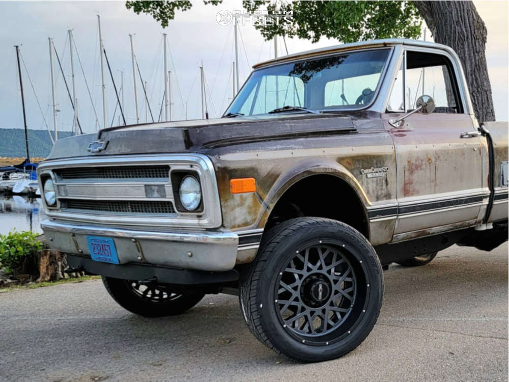 1969 Chevrolet C20 Pickup with 22x10 -19 Vision Rocker and 305/45R22 ...