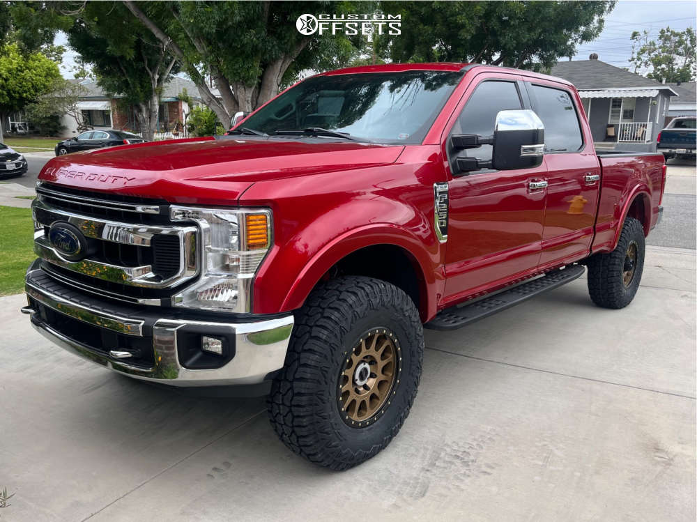2020 Ford F-250 Super Duty with 18x9 18 Method MR305 and 37/12.5R18 ...