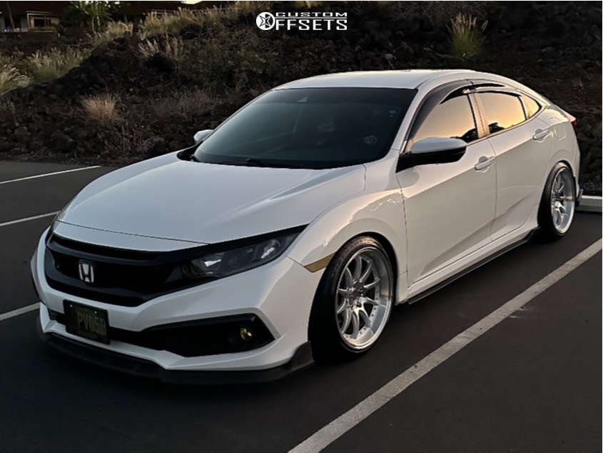 2019 Honda Civic with 18x9.5 22 Aodhan DS07 and 225/40R18 Firestone ...