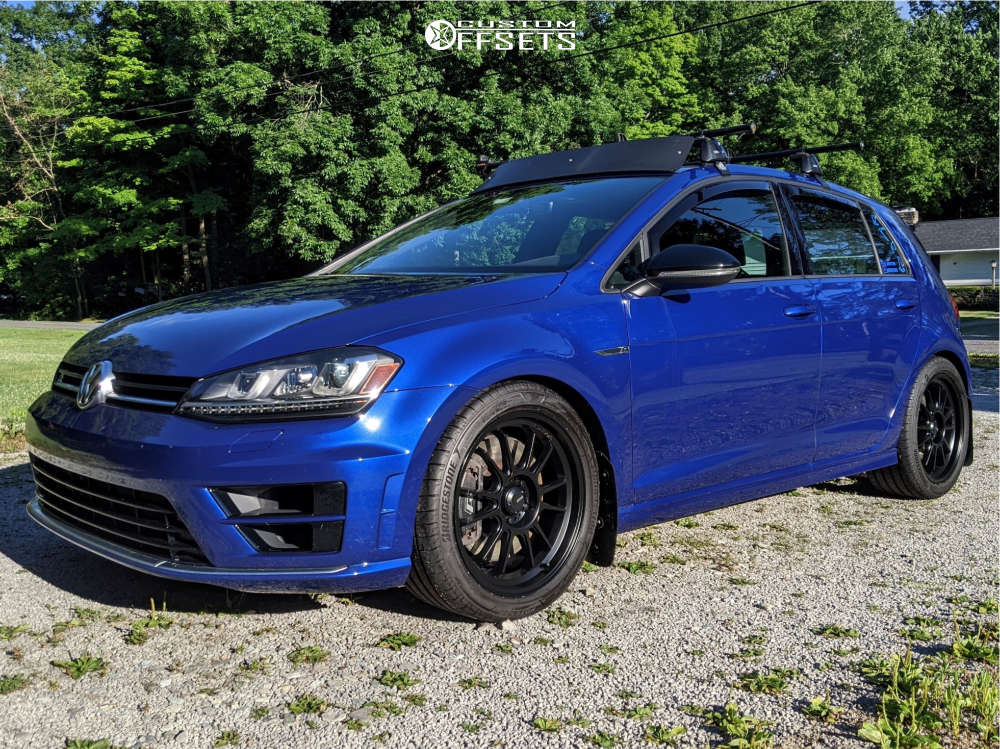 2016 Volkswagen Golf R with 18x8.5 43 Konig Hypergram and 245/40R18 Bridgestone Potenza S001 and ...