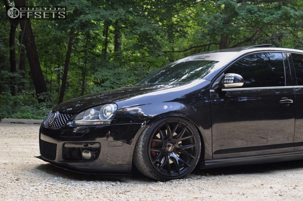 2006 Volkswagen Jetta with 18x9.5 40 Miro Type 111 and 225/40R18 Dunlop ...