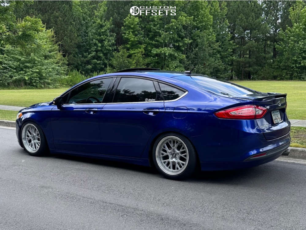 2013 Ford Fusion with 18x8.5 35 ESR Cs11 and 245/40R18 Vercelli Strada ...