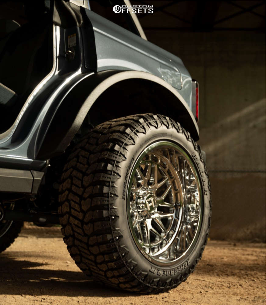 2023 Ford Bronco with 22x12 -44 Hostile Reaper and 35/12.5R22 Radar ...