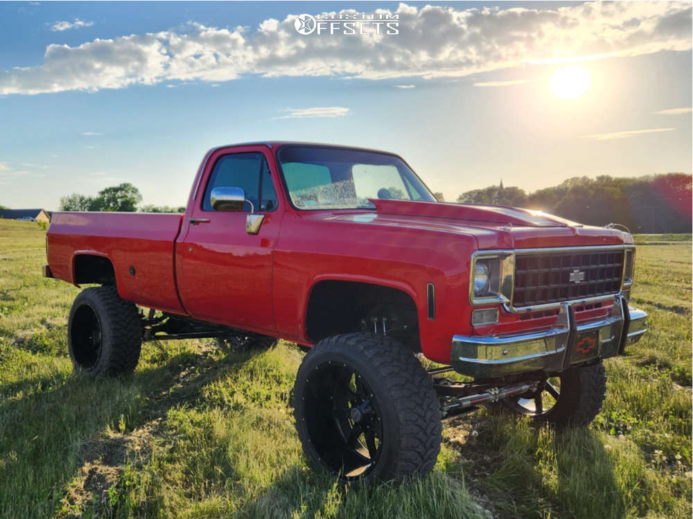 1975 Chevrolet K10 with 24x14 -76 Moto Metal MO970 and 37/13.5R24 ...