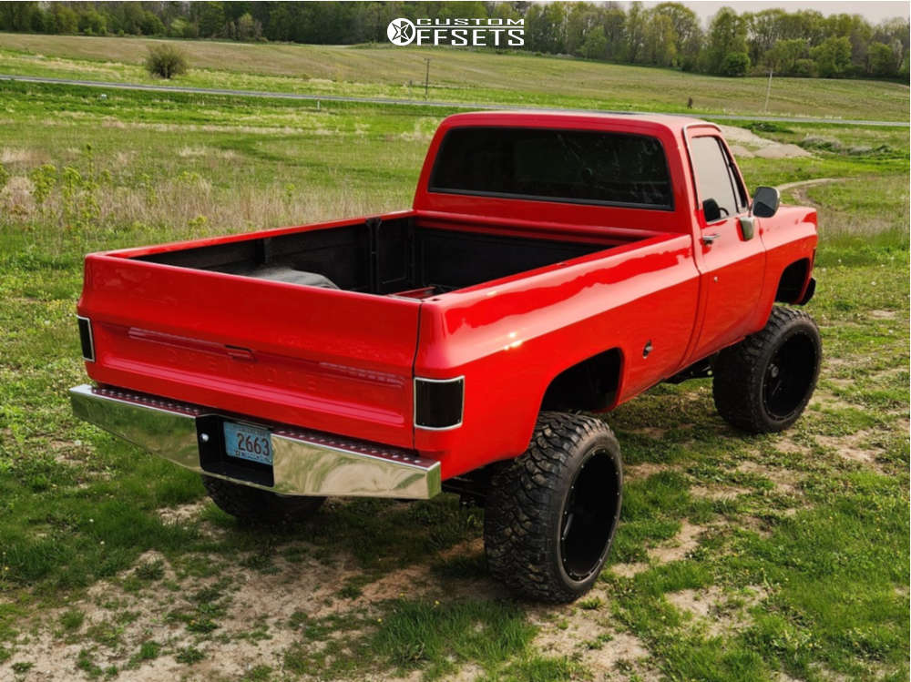 1975 Chevrolet K10 with 24x14 -76 Moto Metal MO970 and 37/13.5R24 ...