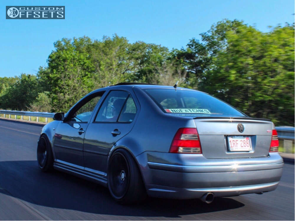 2004 Volkswagen Jetta with 18x9.5 40 Miro Type 111 and 215/35R18 Nitto ...