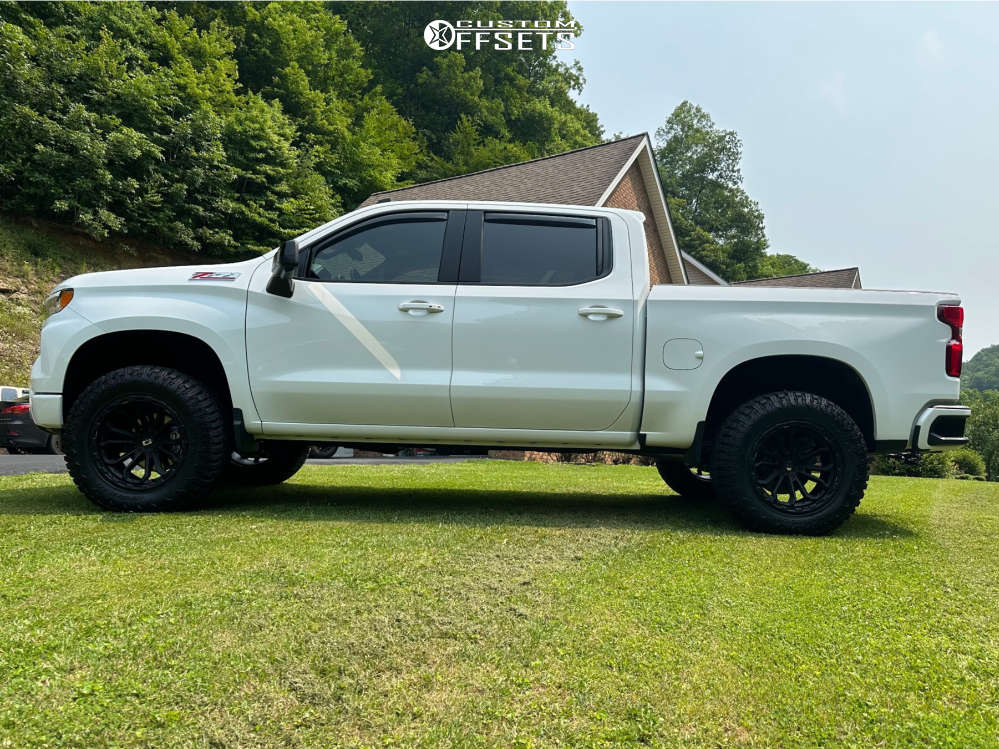 2022 Chevrolet Silverado 1500 with 20x10 -25 Vision Korupt and 35/12 ...