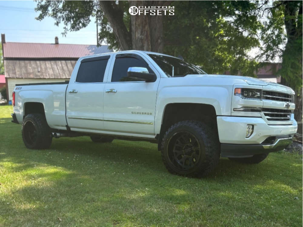 2016 Chevrolet Silverado 1500 with 20x12 -44 TIS 560b and 33/12.5R20 ...