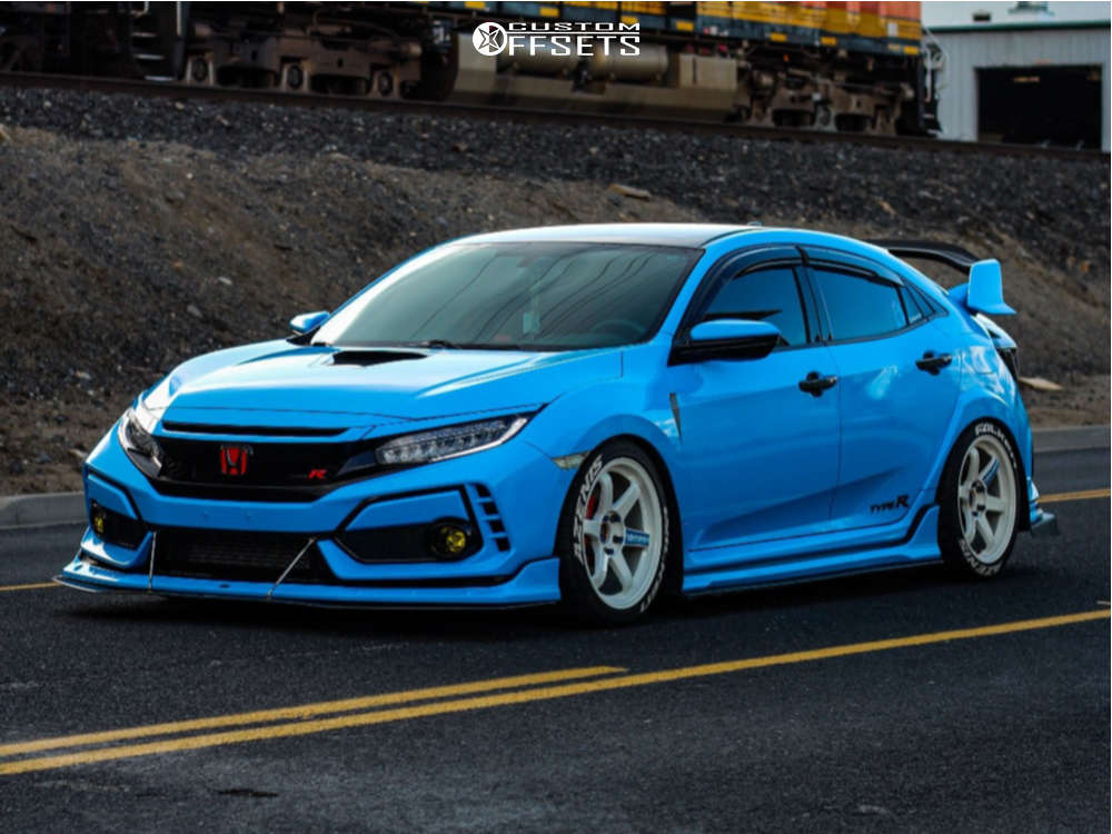 2017 Honda Civic with 18x9.5 38 Volk Te37sl and 265/35R18 Falken Azenis ...