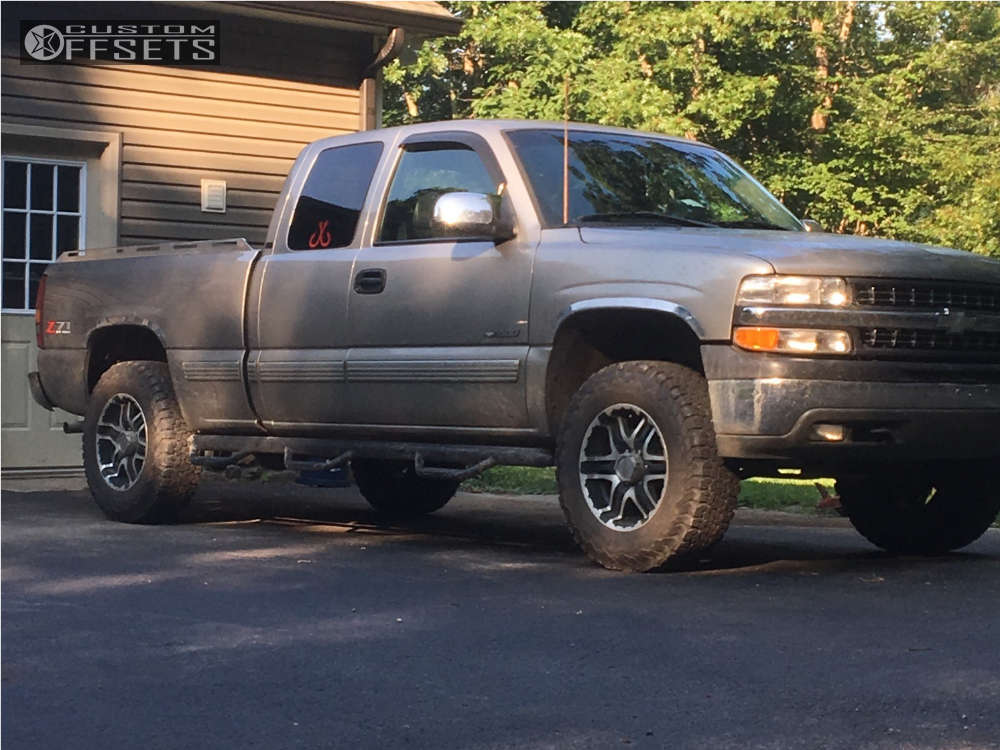 2001 Chevrolet Silverado 1500 with 18x9 10 Gear Off-Road Double Pump ...
