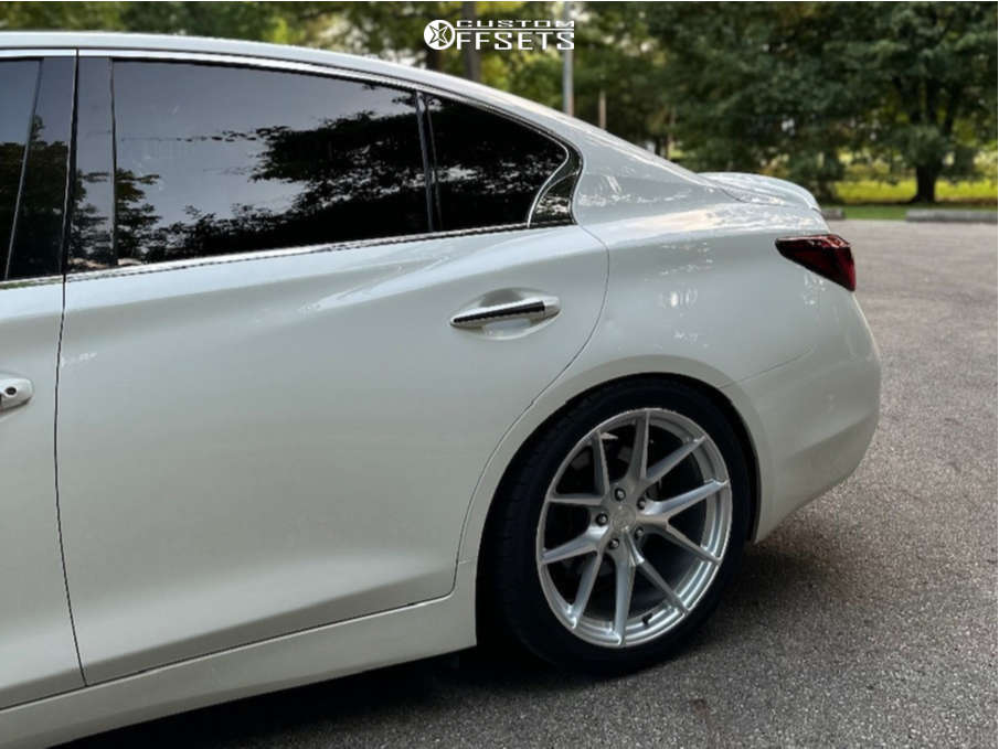 2018 INFINITI Q50 with 19x8.5 35 Aodhan Aff7 and 245/35R19 Continental ...