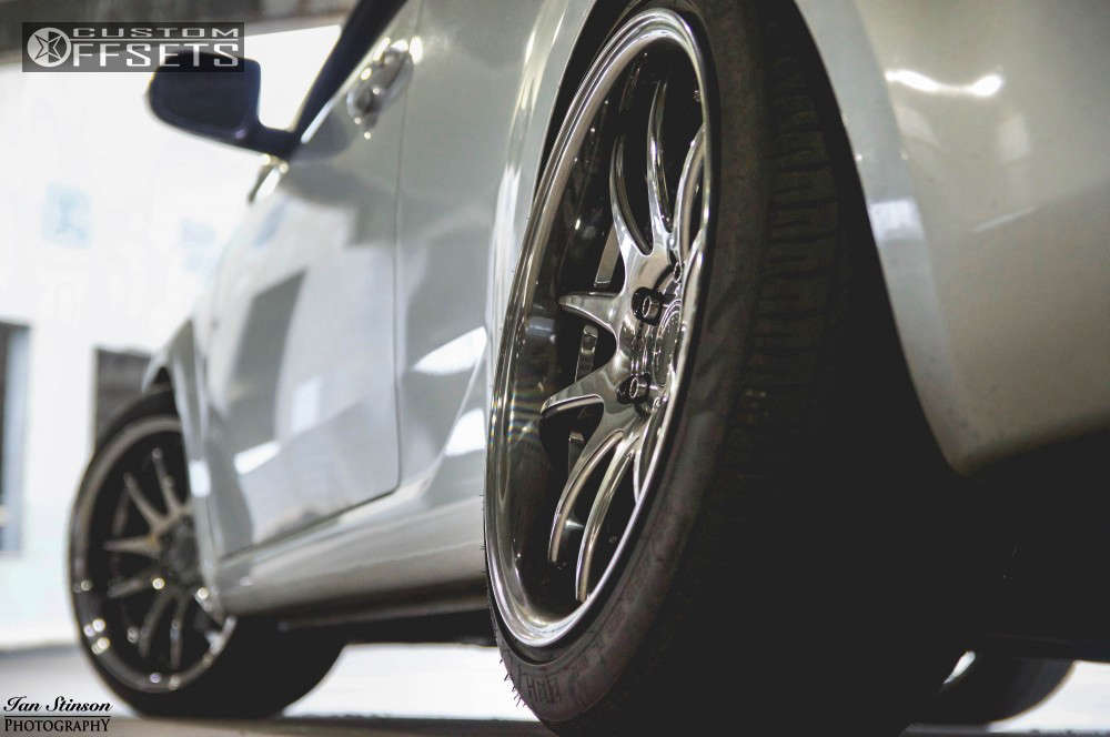 2013 Kia Forte Koup with 18x9.5 15 Aodhan DS02 and 235/40R18 Nankang NS ...