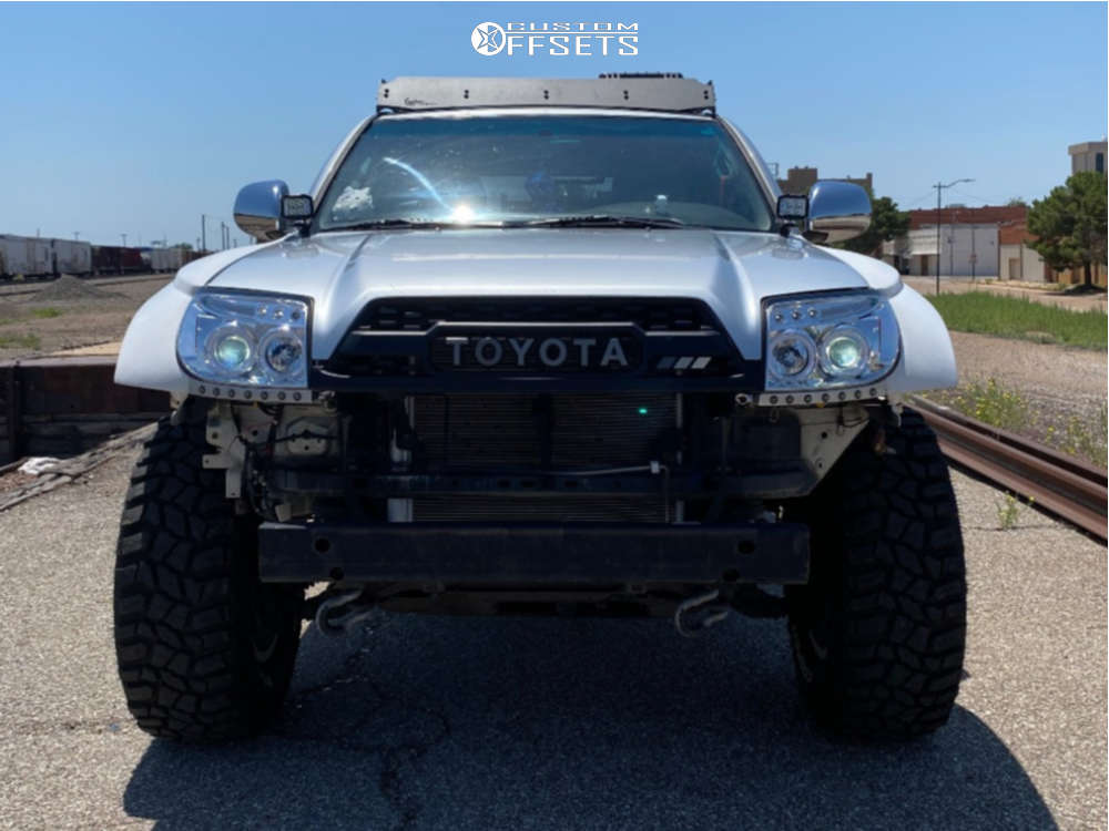 2005 Toyota 4Runner with 17x8.5 KMC Km235 and 315/70R17 Cooper ...