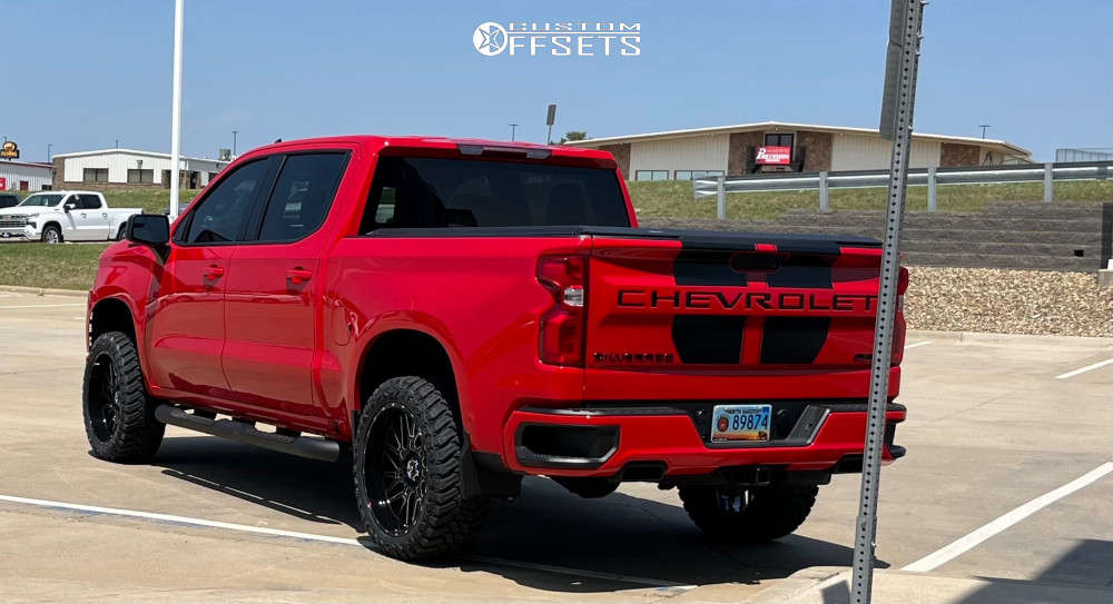 2021 Chevrolet Silverado 1500 with 22x10 -19 Vision Brawl and 33/12 ...