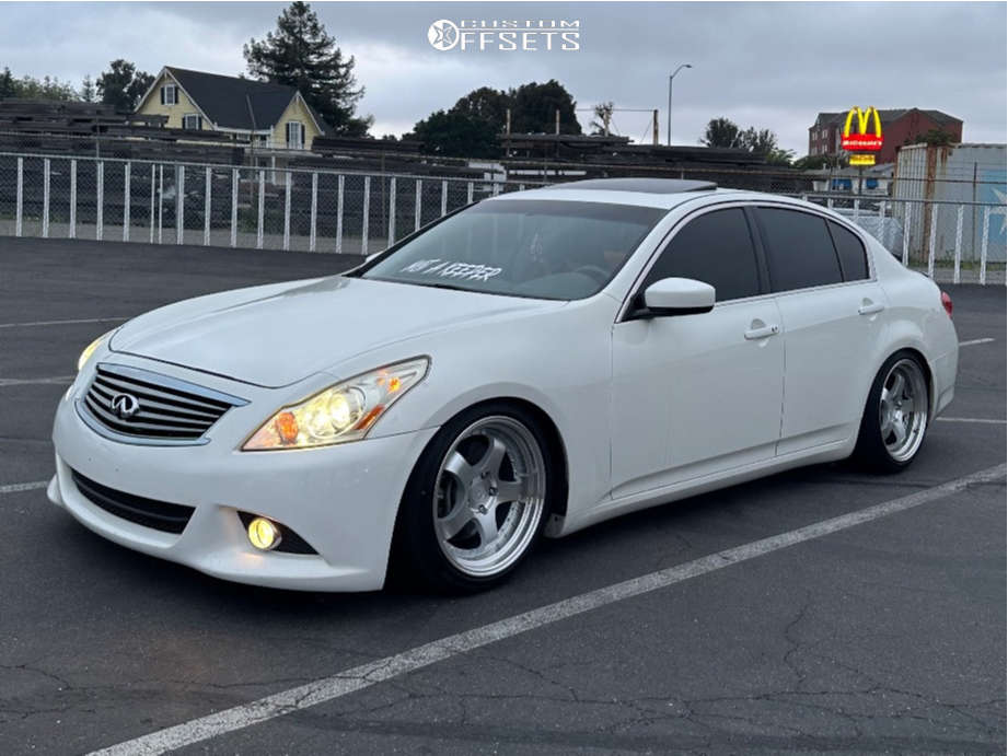 2012 INFINITI G37 with 18x9.5 30 Aodhan Ah03 and 235/40R18 Vercelli ...